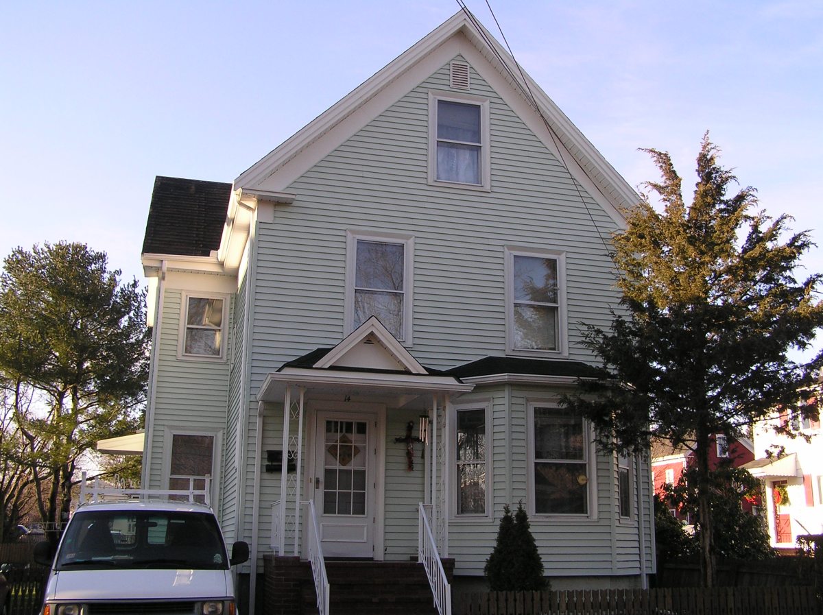 14 Brown St., Mitchell-Ralph House (c. 1890) – Historic Ipswich