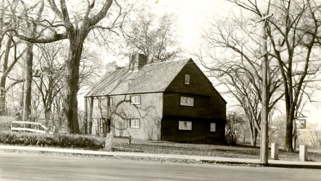 1 South Green, the Captain John Whipple House (1677/1690) – Historic ...